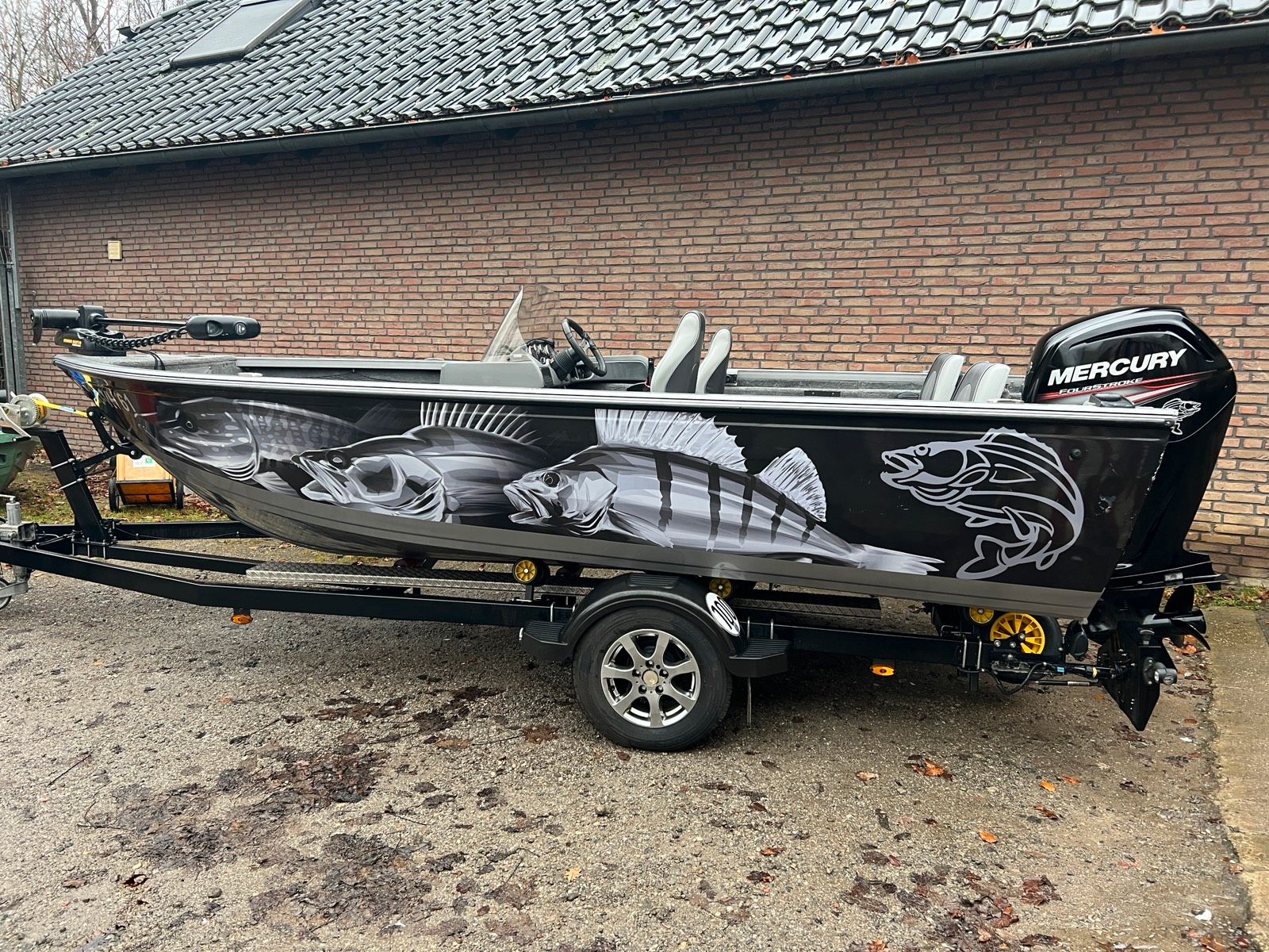 Crestliner Fish Hawk 1650 SE SC mit Mercury F100 und Pega Trailer 34. ...